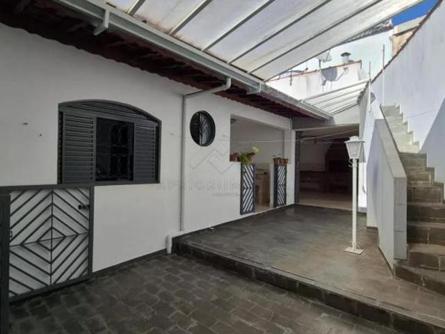 Casa com 03 dormitórios à venda e para locação em Santo André/SP
