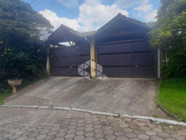 Casa com 03 dormitórios a venda por R$ 950.000,00 Lago do Imperador Mairiporã/SP