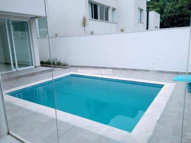 Casa com 03 Dormitórios à Venda, 208 m² por R$ 1.800.000 Granja Viana Cotia/SP
