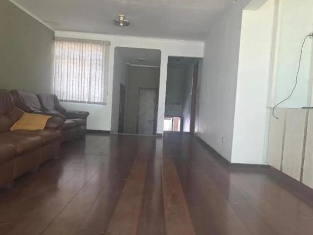 Casa com 03 dormitórios à venda, 300m² no bairro Valparaíso Santo André/SP
