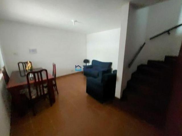 Casa com 03 Dormitórios e 01 vaga no Jardim Jabaquara