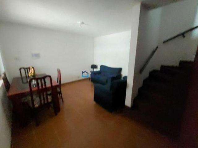 Casa com 03 Dormitórios e 01 vaga no Jardim Jabaquara