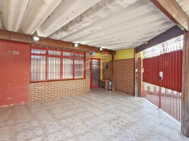 Casa com 03 dormitorios e 02 vagas de garagem no bairro de Bortolandia zona Norte!
