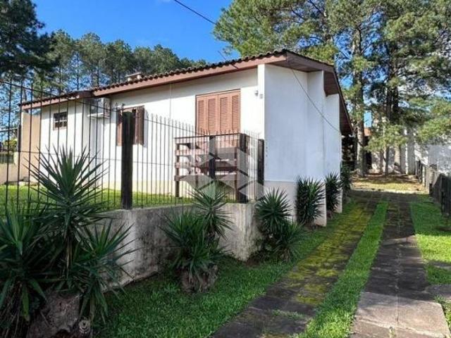 Casa com 03 Dormitórios Lomba do Pinheiro Porto Alegre