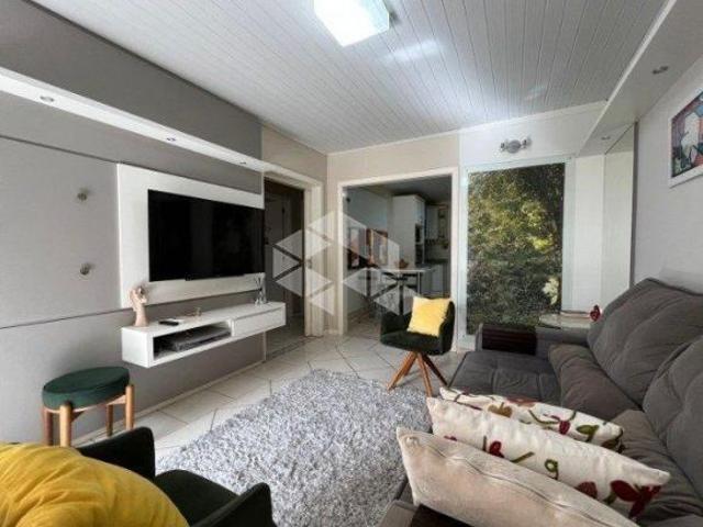 CASA COM 03 DORMITORIOS NO BAIRRO ANA NERY