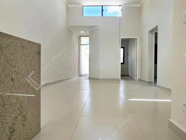 Casa com 03 dormitórios no Condomínio Horto Florestal