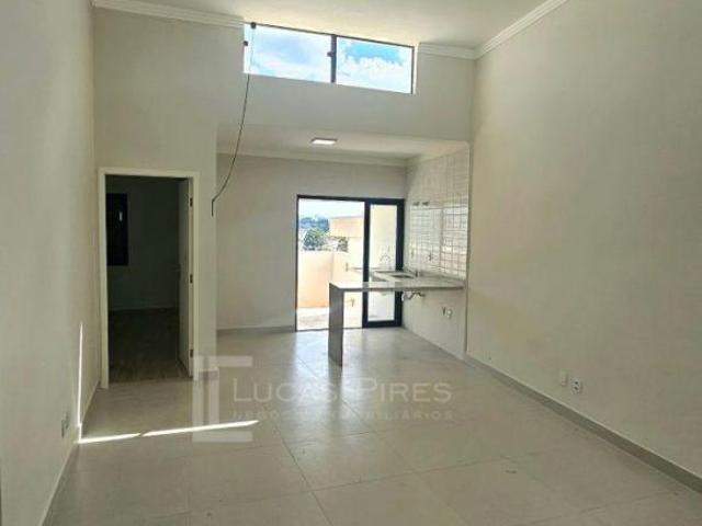 Casa com 03 dormitórios no Condomínio Horto Florestal