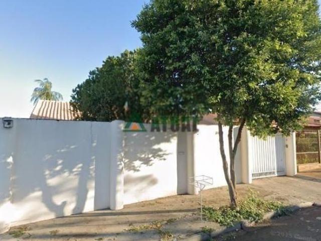 Casa com 03 dormitórios sendo 01 suíte na região oeste de Londrina