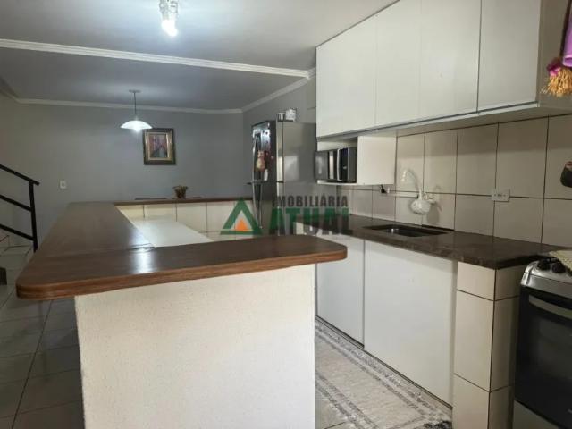 Casa com 03 dormitórios sendo 01 suíte na região leste de Londrina