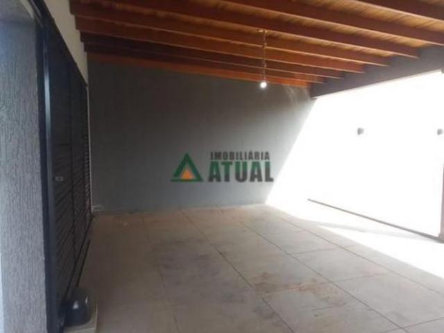 CASA COM 03 DORMITÓRIOS SENDO 01 SUÍTE NA REGIÃO NORTE DE LONDRINA
