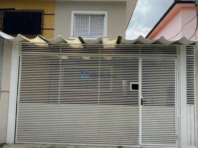 Casa com 03 quartos na região do Jabaquara