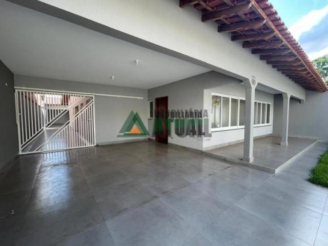CASA COM 03 QUARTOS NA REGIÃO SUL DE LONDRINA