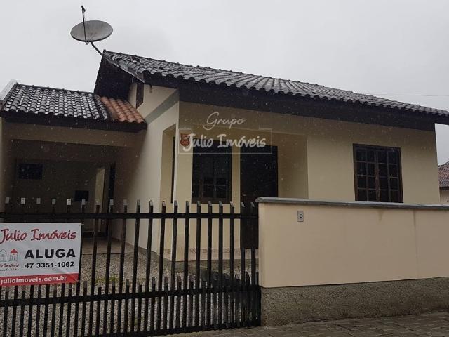 Casa com 03 quartos no Águas claras em Brusque
