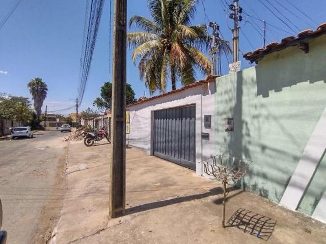 Casa com 03 quartos à venda, 235 m² por R$ 450.000 Ilda Aparecida de Goiânia/GO