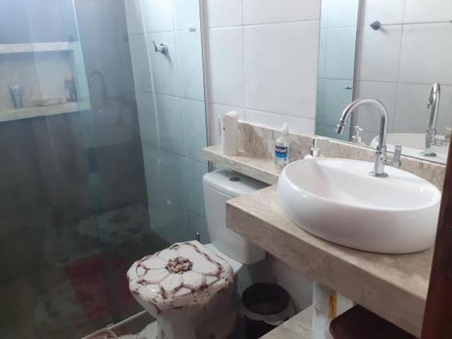 Casa com 03 quartos Bandeirinhas, Contagem