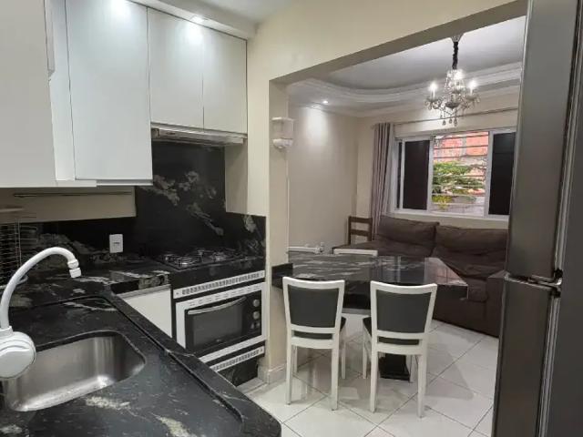 Casa com 03 Quartos Bem Equipada para Alugar na Serraria, São José