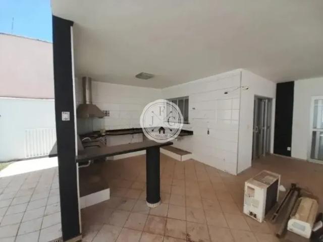 Casa com 03 Quartos para Alugar, 245m² City Ribeirão