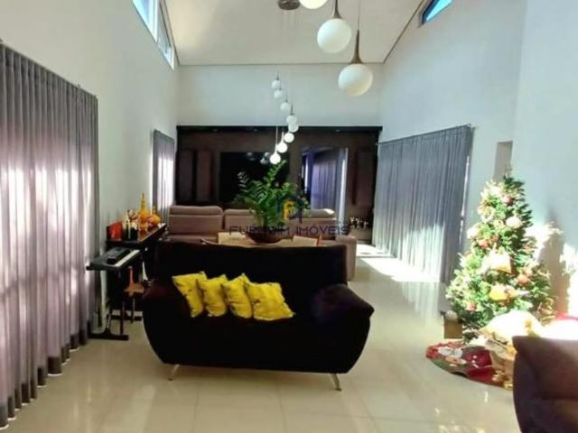 CASA com 03 quartos para VENDA
