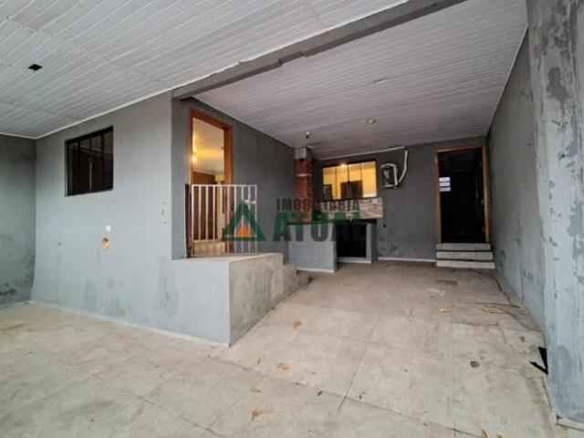 Casa com 03 quartos sendo 01 suíte na região leste de Londrina