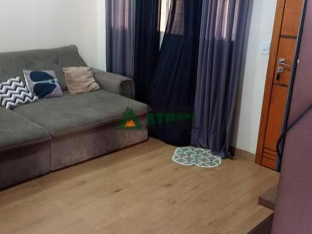 Casa com 03 quartos sendo 01 suíte na região oeste de Londrina