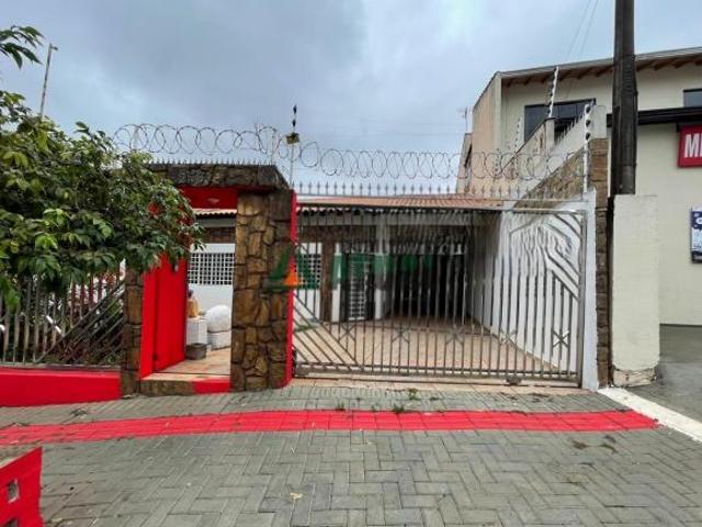 Casa com 03 quartos sendo 01 suíte na região sul de Londrina