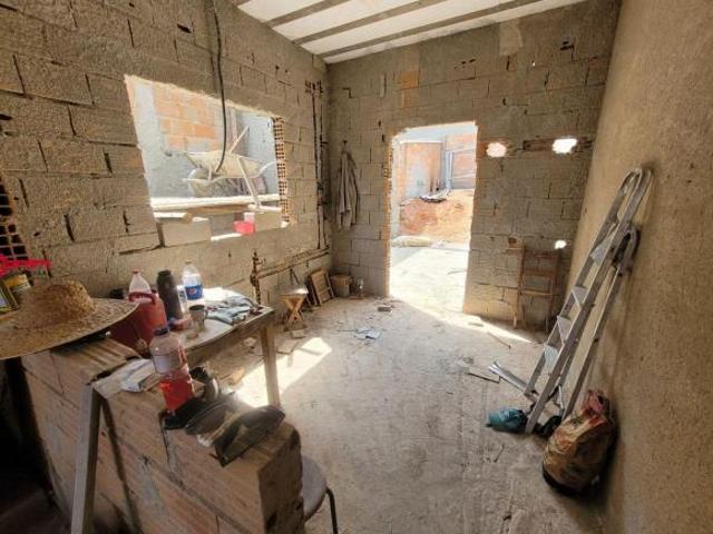 Casa com 03 Quartos sendo 01 Suíte à Venda no bairro Fernão Dias em Igarapé