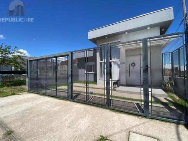 Casa com 03 quartos 01 suíte e 01 vaga no Bairro Hípica em Porto Alegre