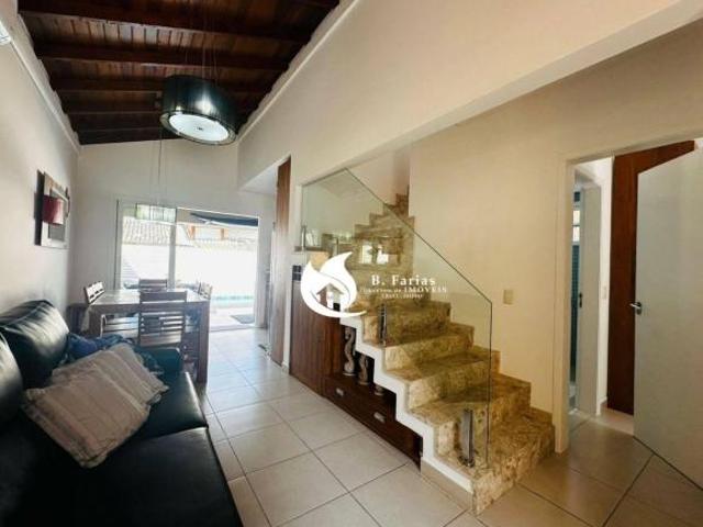 Casa com 03 suites a venda em condomínio fechado praia de Juquehy