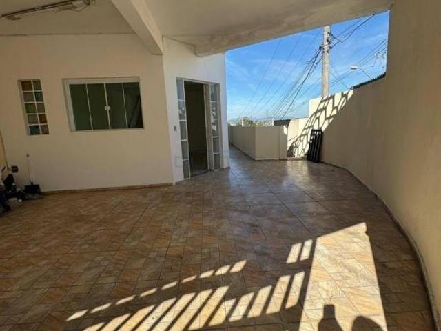 Casa com 03 suítes no Loteamento Alvorada, Mogi das Cruzes, SP