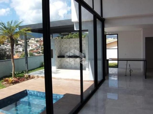 Casa com 03 suítes no valor de R$ 1.640.000,00 em Atibaia/SP