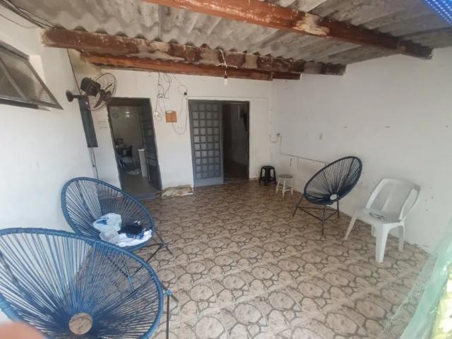 Casa com 02 Dormitórios Térrea no Piazza Di Roma