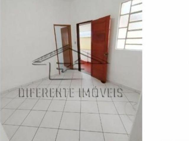 Casa com 02 Dormitório s 01 Vaga s Vila Granada