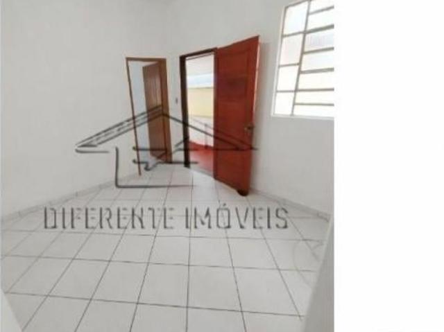 Casa com 02 Dormitório s 01 Vaga s Vila Granada