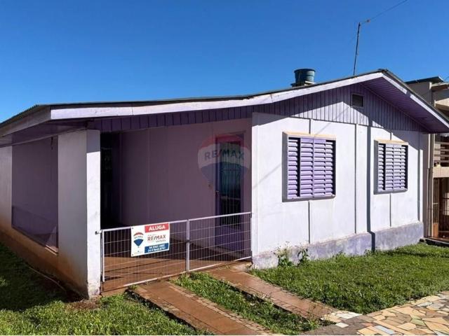 Casa com 02 Dormitórios