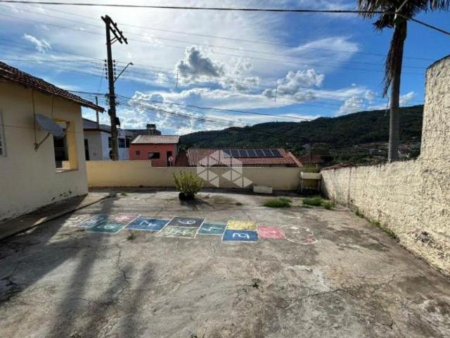 Casa com 02 dormitórios a venda por $ 550.000,00 Jardim Mairi Mairiporã SP