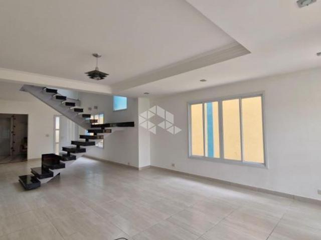 Casa com 02 dormitórios à venda por R$ 930.000,00 Estância da Serra _ Mairiporã/SP