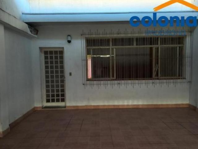 CASA COM 02 DORMITÓRIOS E EDÍCULA PRÓXIMO À RUA DA VÁRZEA
