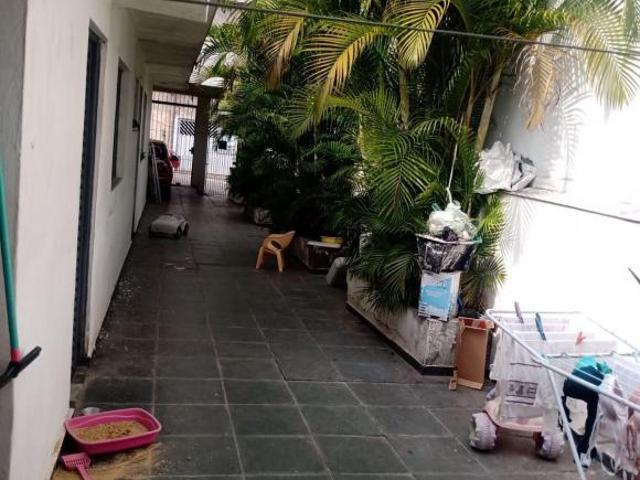 Casa com 02 dormitórios em Artur Alvim 170 m2 de terreno