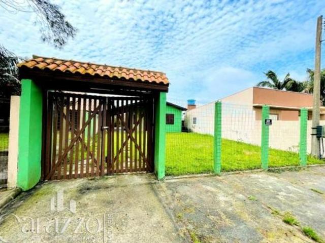 Casa com 02 dormitórios em nova tramandaí