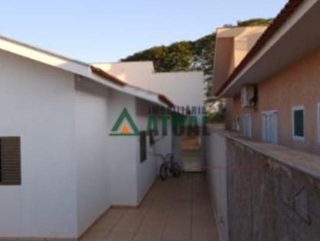 Casa com 02 dormitórios na cidade de Lupionópolis
