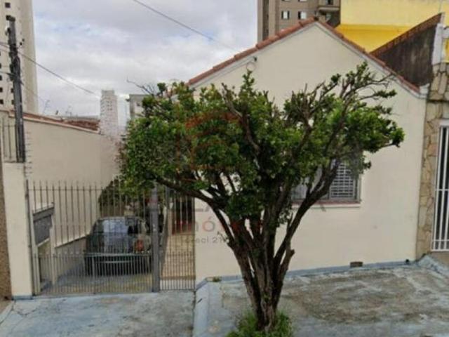 Casa com 02 moradias a venda na Mooca