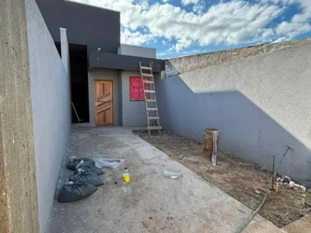Casa com 02 quarto à venda, no Ganchinho Cód. 04.078