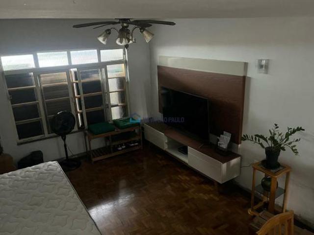 Casa com 02 quartos na região do Jabaquara