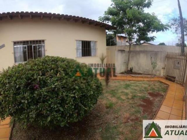 Casa com 02 quartos na região Leste de Londrina