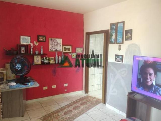 Casa com 02 quartos na região norte de Londrina