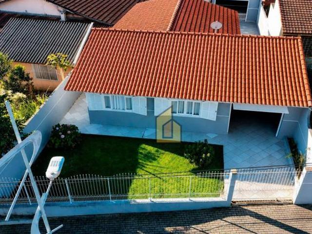 Casa com 02 Quartos no Tindiquera em Araucária PR A venda por R$1.170.000,00