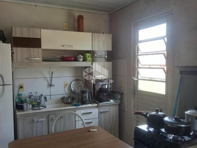 Casa com 02 quartos à venda no bairro Leonel Brizola em Santa Maria RS