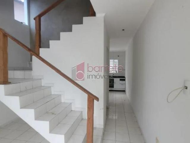 CASA COM 02 QUARTOS À VENDA NO BAIRRO PARQUE CIDADE JARDIM EM JUNDIAÍ/SP