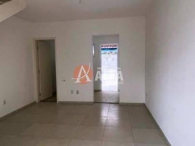 Casa com 02 Quartos Condomínio Cellebra Cotia/SP