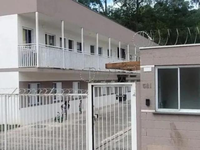 Casa com 02 Quartos Condomínio Nova Paradise Cotia/SP
